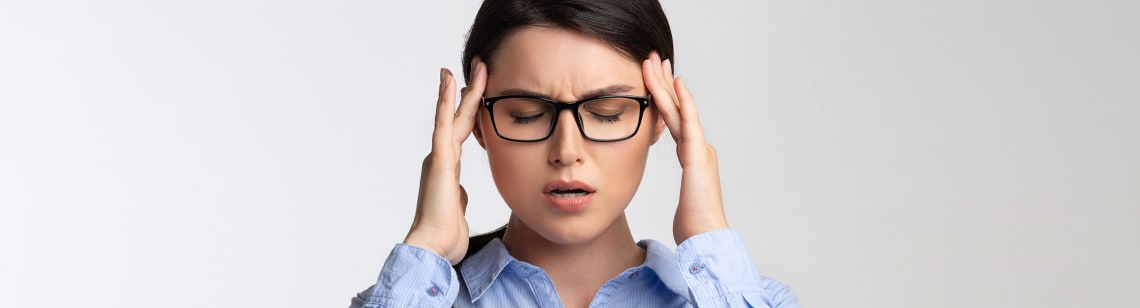 What Causes Ocular Migraines? | Eye Society | 1-800 Contacts